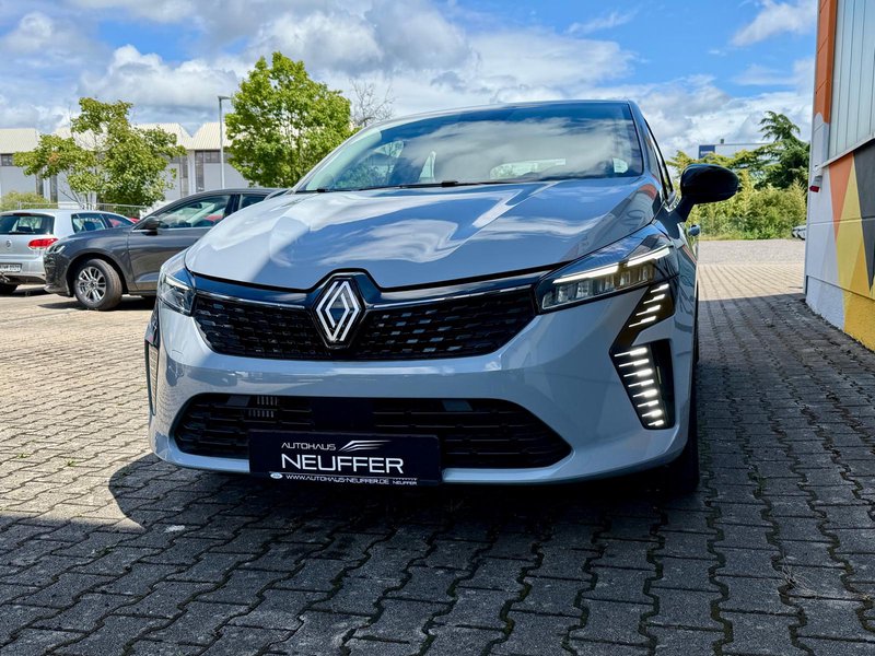 Wunderschone Tageszulassung Renault Clio Bild